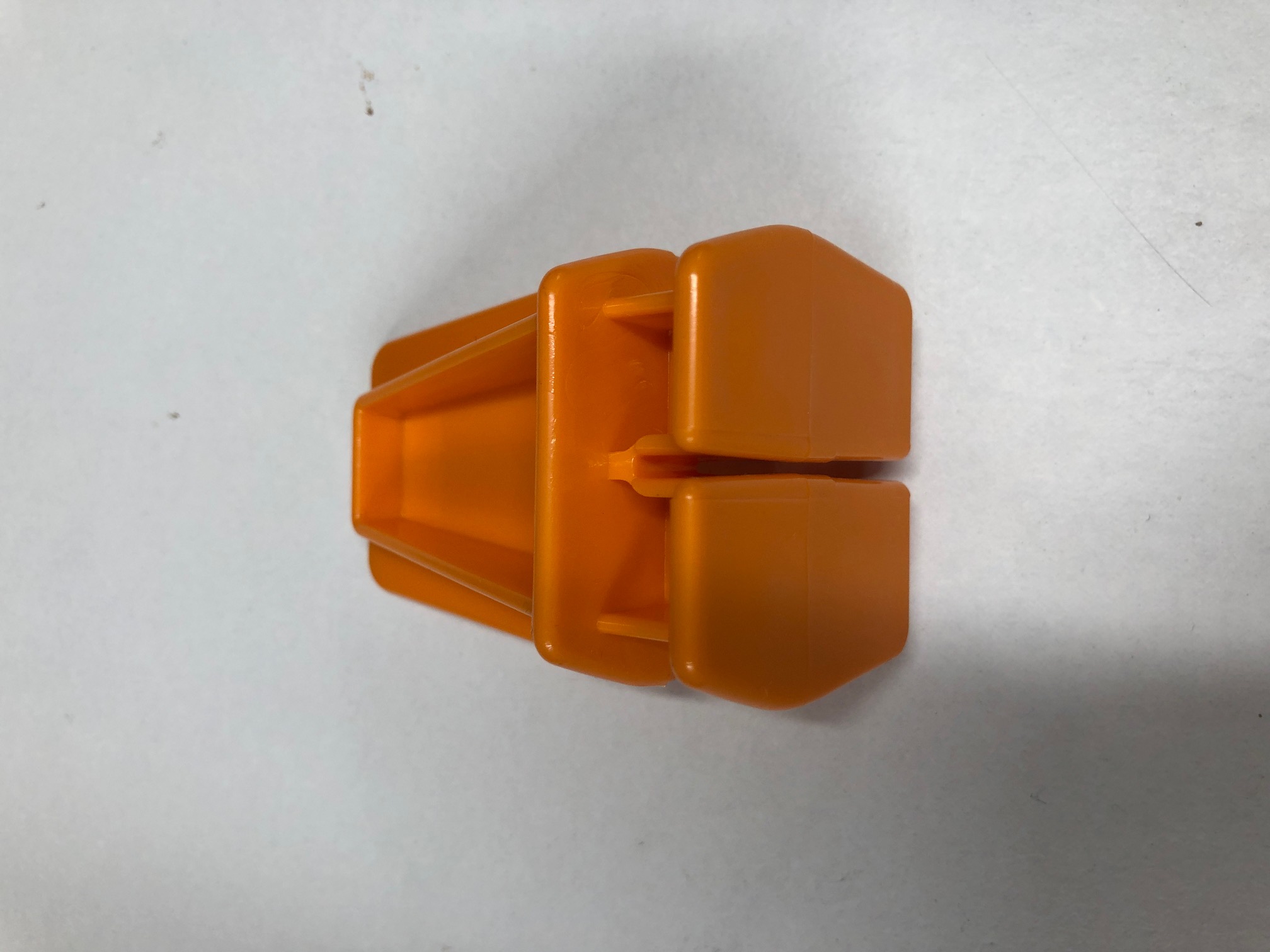 Plastic Corner Block - Toolman Yardley